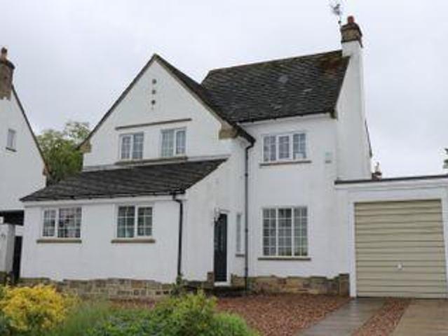 3 Bedrooms Detached house for sale in Westgate, Guiseley, Leeds LS20