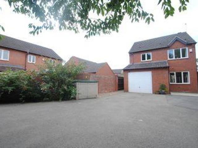 3 Bedrooms Detached house for sale in Whitefields Road, Bishops Cleeve, Cheltenham GL52
