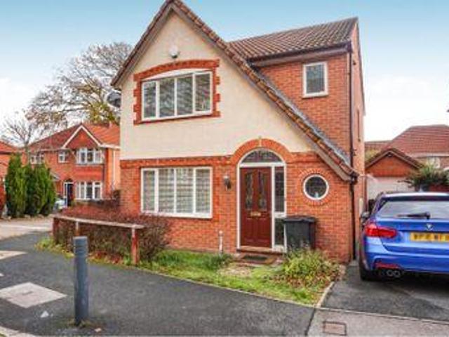 3 Bedrooms Detached house for sale in Woodlea Lane, Leeds LS6