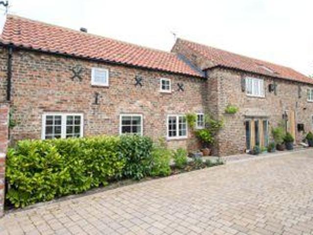 3 Bedrooms Detached house for sale in York Road, Riccall, York YO19