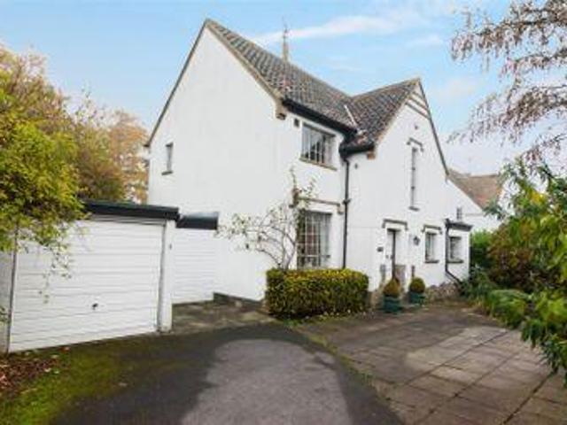 3 Bedrooms Detached house for sale in 3 Southgate, Guiseley, Leeds LS20