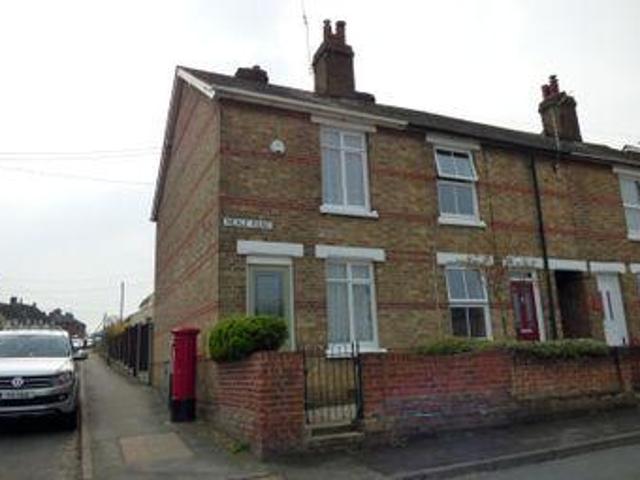 3 Bedrooms End terrace house for rent in Neale Road, Halstead CO9
