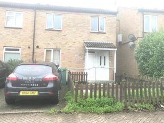 3 Bedrooms End terrace house for rent in Byerly Place, Downs Barn, Milton Keynes MK14