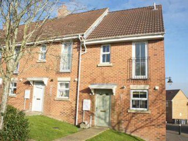 3 Bedrooms End terrace house for rent in Casson Drive, Stoke Park, Bristol BS16