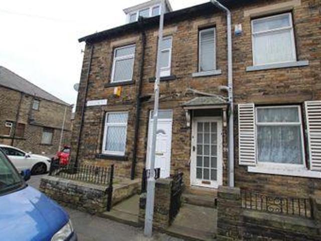 3 Bedrooms End terrace house for rent in Chellow Street, Bradford BD5