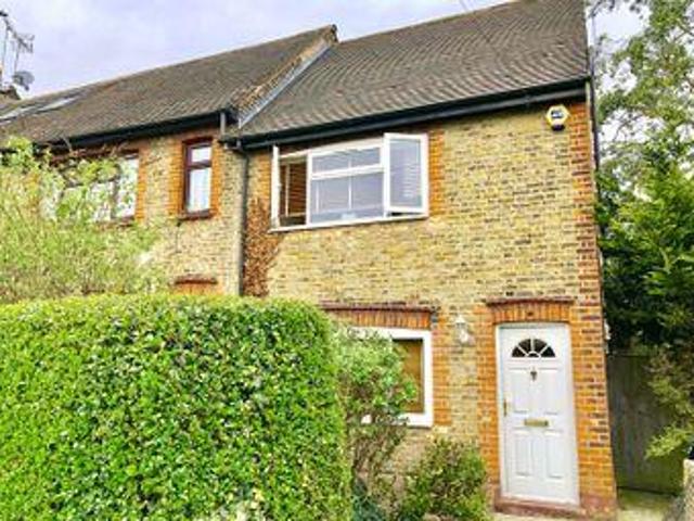 3 Bedrooms End terrace house for rent in Clitterhouse Road, London NW2