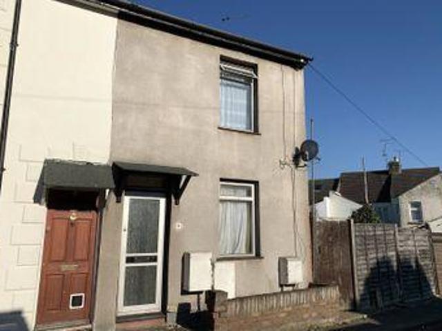 3 Bedrooms End terrace house for rent in Exmouth Road, Gillingham, Kent ME7
