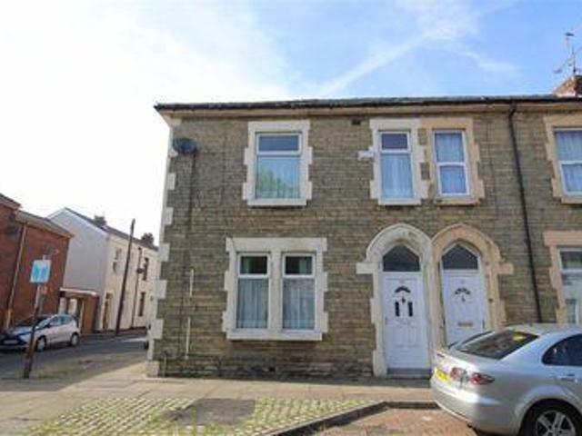 3 Bedrooms End terrace house for rent in Fishwick Parade, Preston PR1