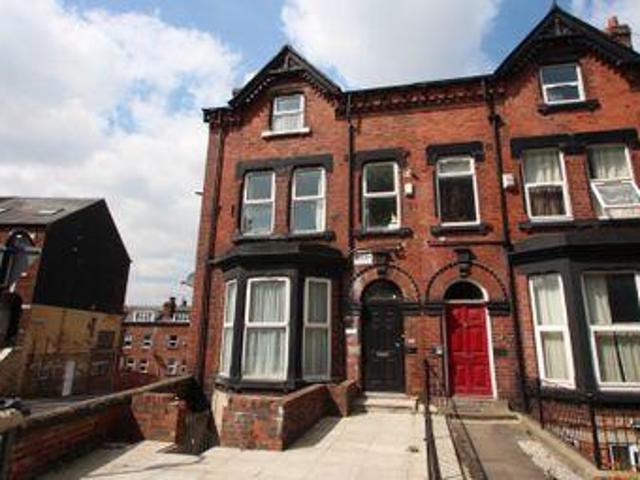 3 Bedrooms End terrace house for rent in Hyde Park Road, Hyde Park, Leeds LS6
