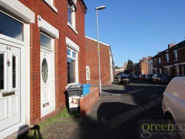 3 Bedrooms End terrace house for rent in Hardman Lane, Failsworth, Manchester M35