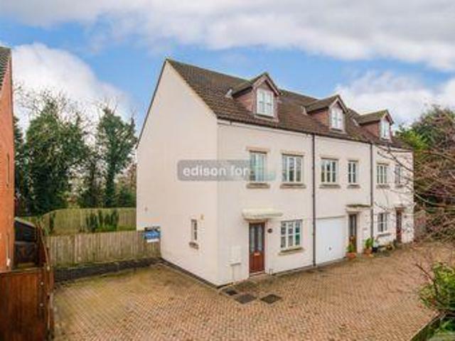 3 Bedrooms End terrace house for rent in Kings Field, Rangeworthy, Bristol BS37