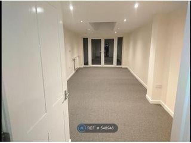 3 Bedrooms End terrace house for rent in Knowles Road, Gloucester GL1