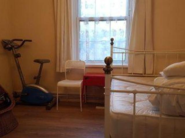3 Bedrooms End terrace house for rent in London Road, Morden, London, London SM4
