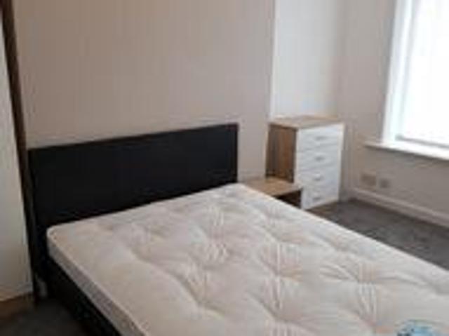 3 Bedrooms End terrace house for rent in Queensberry Road, Burnley BB11
