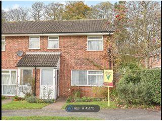 3 Bedrooms End terrace house for rent in Redmayne Close, Camberley GU15