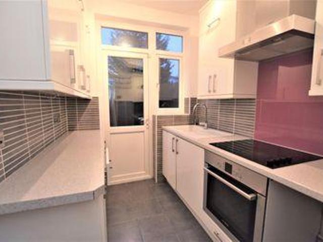3 Bedrooms End terrace house for rent in Trelawney Road, Hainault, Ilford IG6