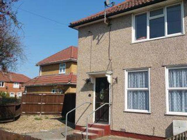 3 Bedrooms End terrace house for rent in Waghorn Road, Kenton, Harrow HA3