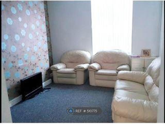 3 Bedrooms End terrace house for rent in Whiteway Street, Manchester M9