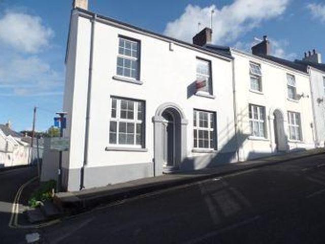3 Bedrooms End terrace house for sale in Newcastle Street, Merthyr Tydfil CF47
