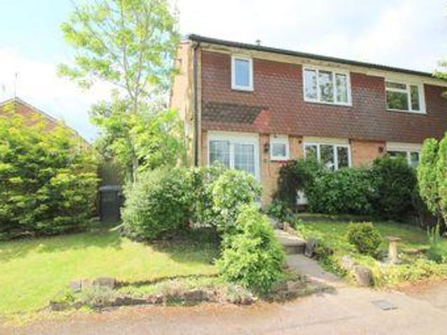 3 Bedrooms End terrace house for sale in Orchard Way, Breachwood Green, Hitchin, Hertfordshire SG4