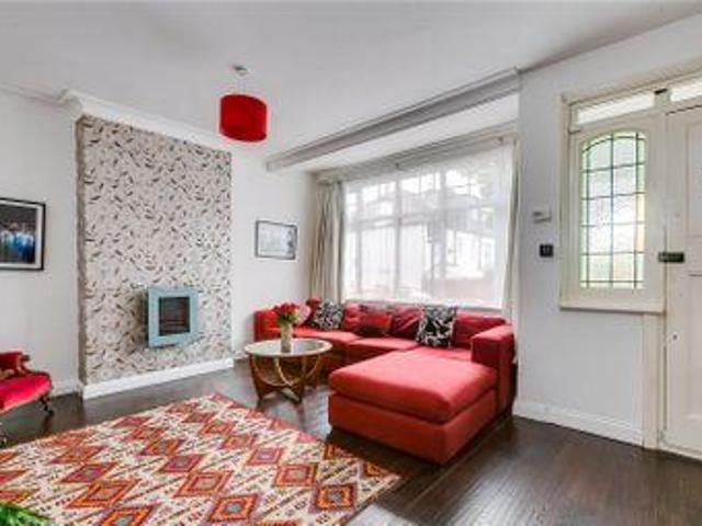 3 Bedrooms End terrace house for sale in Athlone Road, London SW2