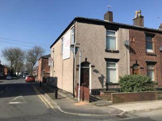 3 Bedrooms End terrace house for sale in Ainsworth Road, Radcliffe, Manchester, Greater Manchester M26