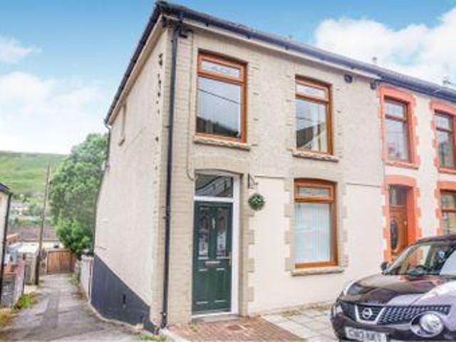 3 Bedrooms End terrace house for sale in Alfred Street, Tonypandy CF40
