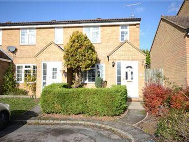 3 Bedrooms End terrace house for sale in Appletree Way, Heath Park, Sandhurst GU47