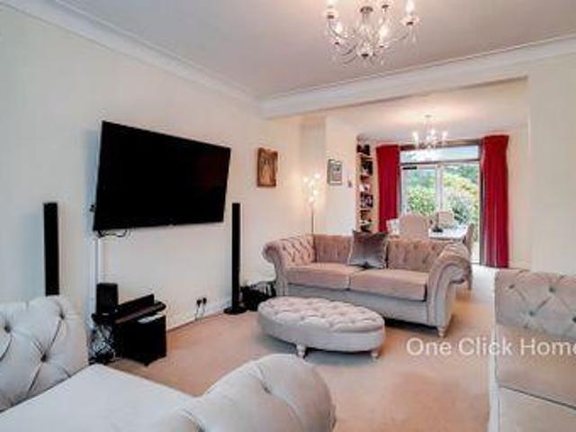 3 Bedrooms End terrace house for sale in Ardwell Avenue, Ilford IG6