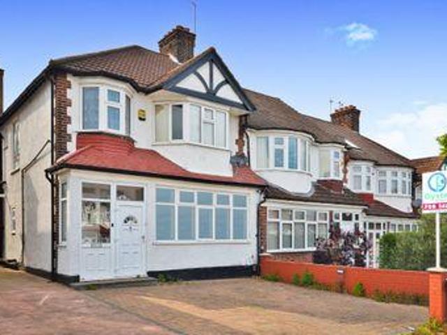 3 Bedrooms End terrace house for sale in Arnos Road, London N11