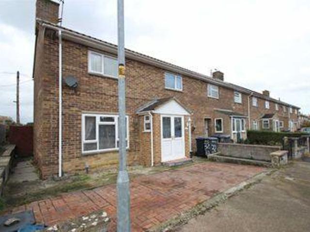 3 Bedrooms End terrace house for sale in Beech Grove, Trowbridge, Wiltshire BA14