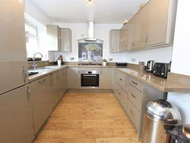 3 Bedrooms End terrace house for sale in Bradfield Drive, Barking, Essex IG11