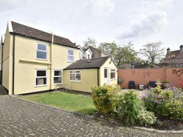 3 Bedrooms End terrace house for sale in Cadbury Heath Road, Warmley BS30