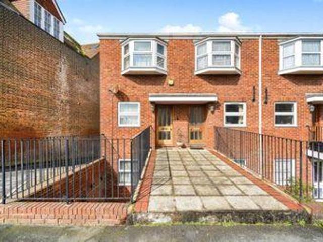 3 Bedrooms End terrace house for sale in Centurion Road, Brighton, East Sussex BN1