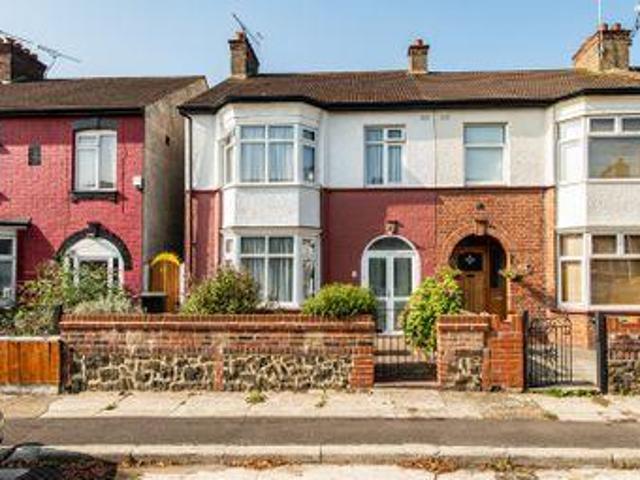 3 Bedrooms End terrace house for sale in Coulton Avenue, Northfleet, Gravesend DA11
