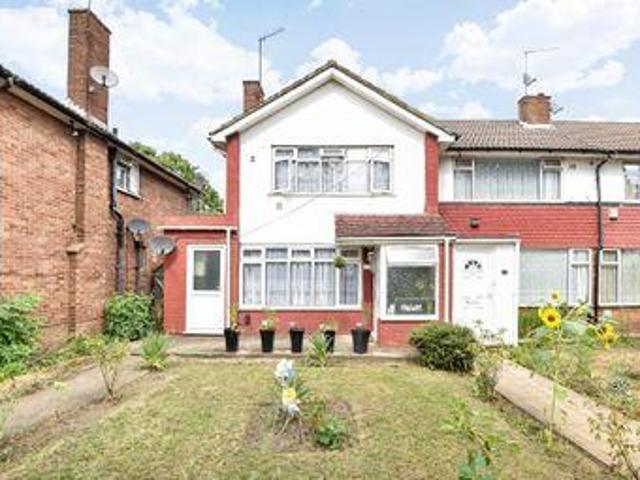 3 Bedrooms End terrace house for sale in Craneswater, Hayes UB3