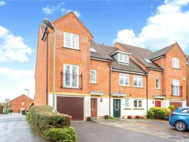 3 Bedrooms End terrace house for sale in Egan Close, Kenley CR8