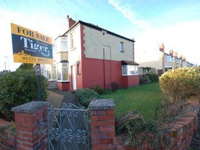 3 Bedrooms End terrace house for sale in Endsleigh Gardens, Blackpool, Lancashire FY4