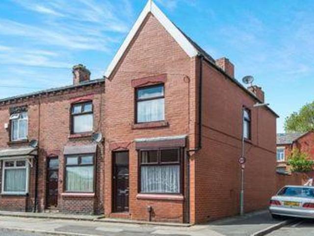3 Bedrooms End terrace house for sale in Essingdon Street, Daubhill, Bolton, Greater Manchester BL3