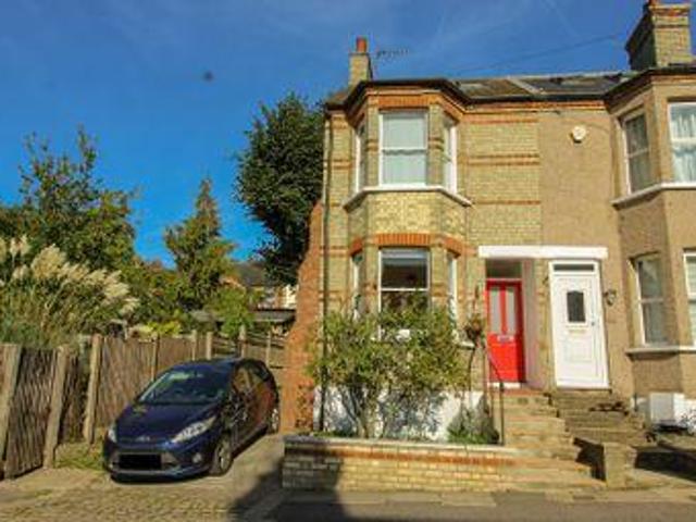 3 Bedrooms End terrace house for sale in Falkland Road, Barnet EN5