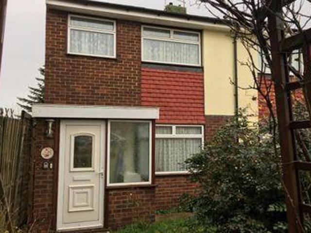 3 Bedrooms End terrace house for sale in Glamford Road, Strood, Rochester, Kent ME2