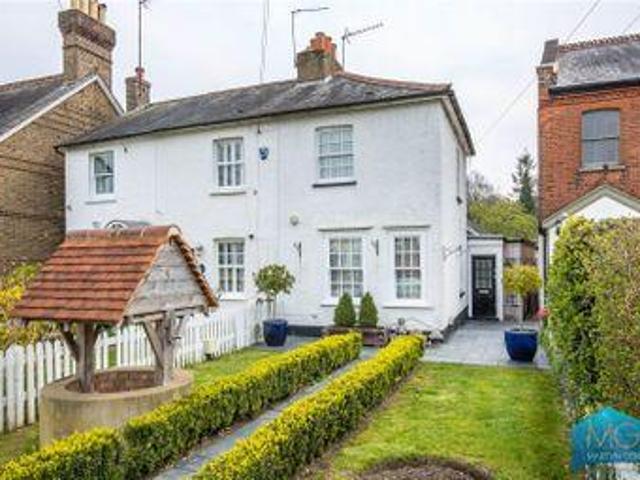 3 Bedrooms End terrace house for sale in Hadley Highstone, Barnet, Hertfordshire EN5