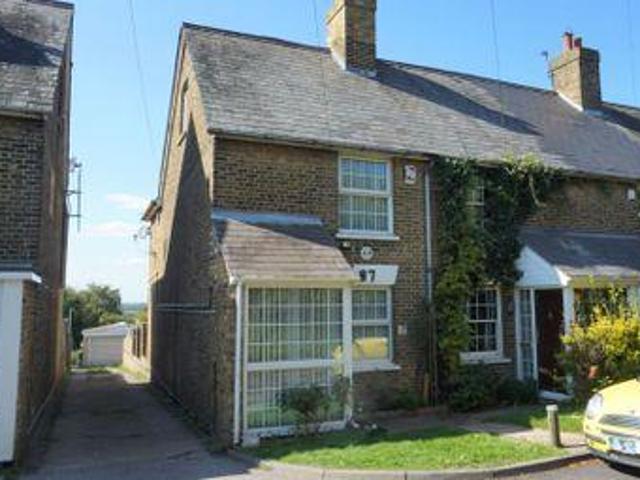 3 Bedrooms End terrace house for sale in Highcross Road, Gravesend DA13