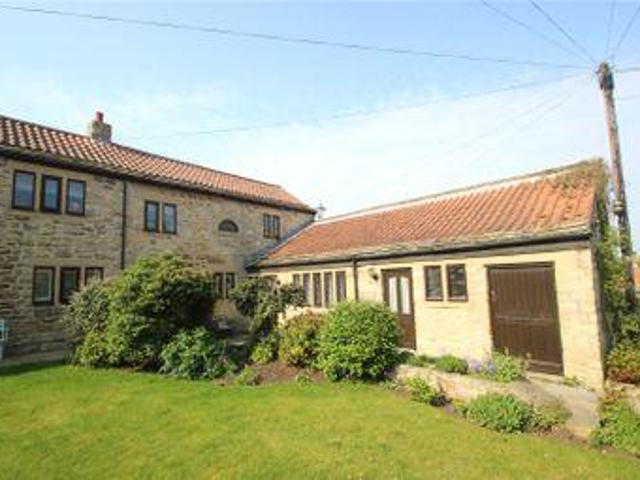 3 Bedrooms End terrace house for sale in Home Farm Court, Hooten Pagnell DN5
