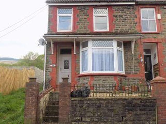 3 Bedrooms End terrace house for sale in Kennard Street, Ton Pentre, Pentre, Rhondda Cynon Taff. CF41