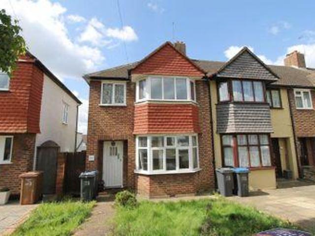 3 Bedrooms End terrace house for sale in Kingsbridge Road, Morden SM4