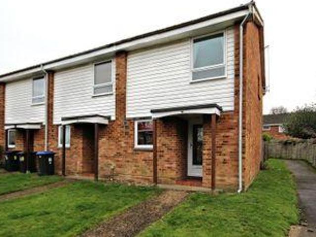 3 Bedrooms End terrace house for sale in Knaphill, Woking, Surrey GU21
