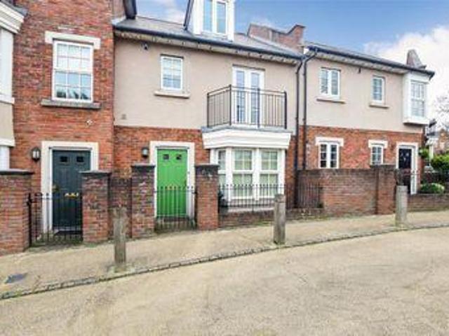 3 Bedrooms End terrace house for sale in Lucas Crescent, Greenhithe, Kent DA9