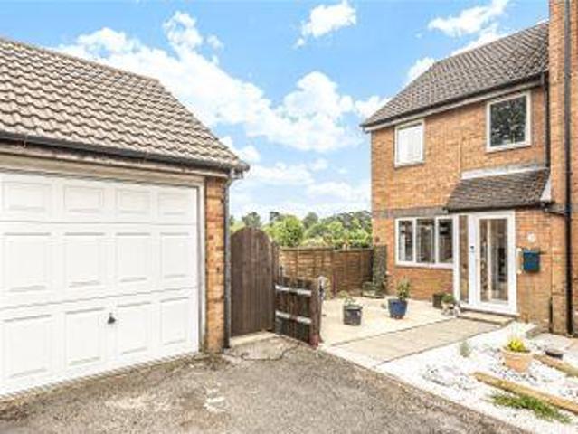 3 Bedrooms End terrace house for sale in Lindsey Road, Denham, Buckinghamshire UB9