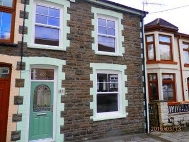 3 Bedrooms End terrace house for sale in Rhys Street, Trealaw, Rhondda Cynon Taff. CF40